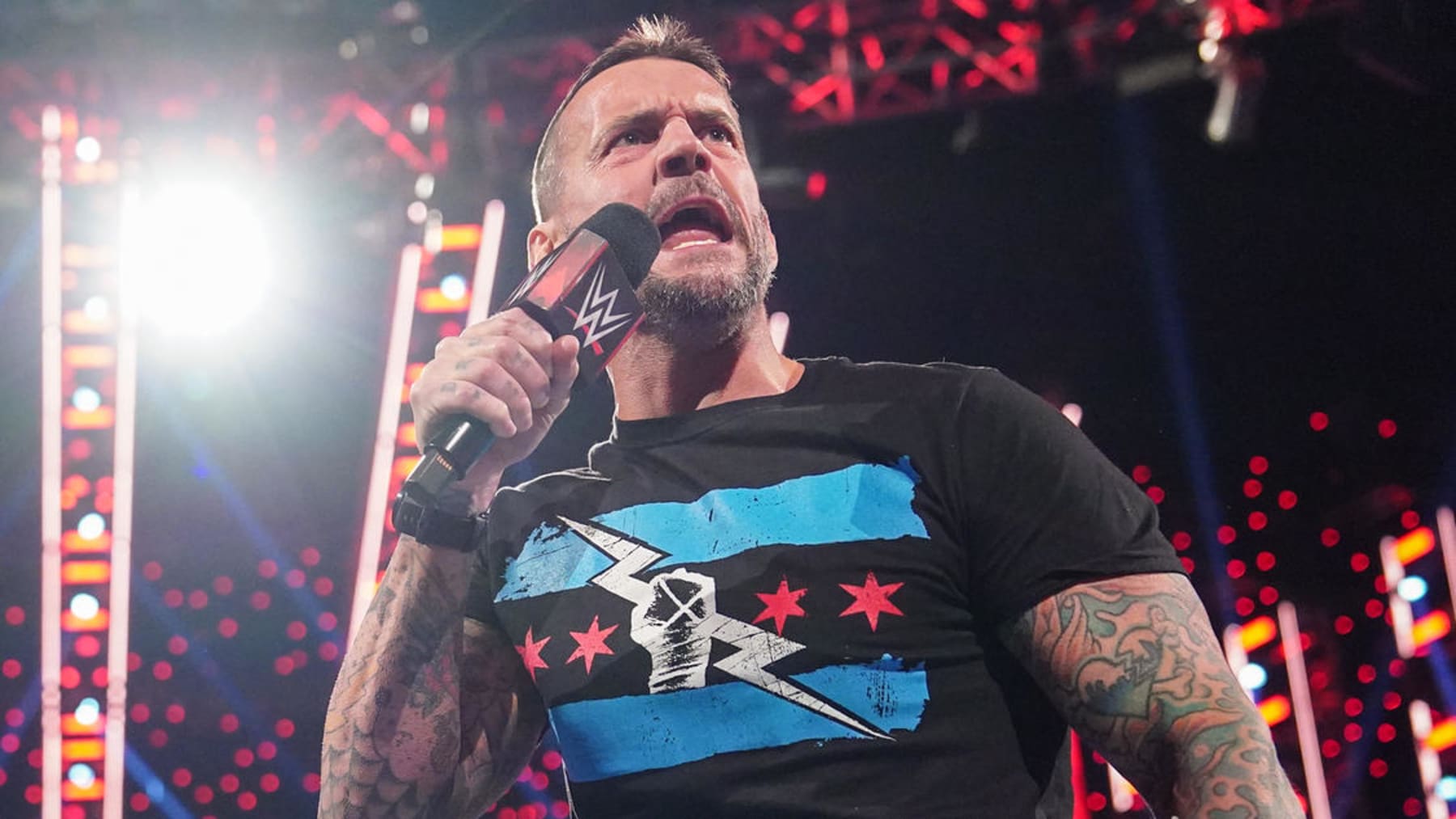 CM Punk Signs WWE Contract with Raw After Return to Company