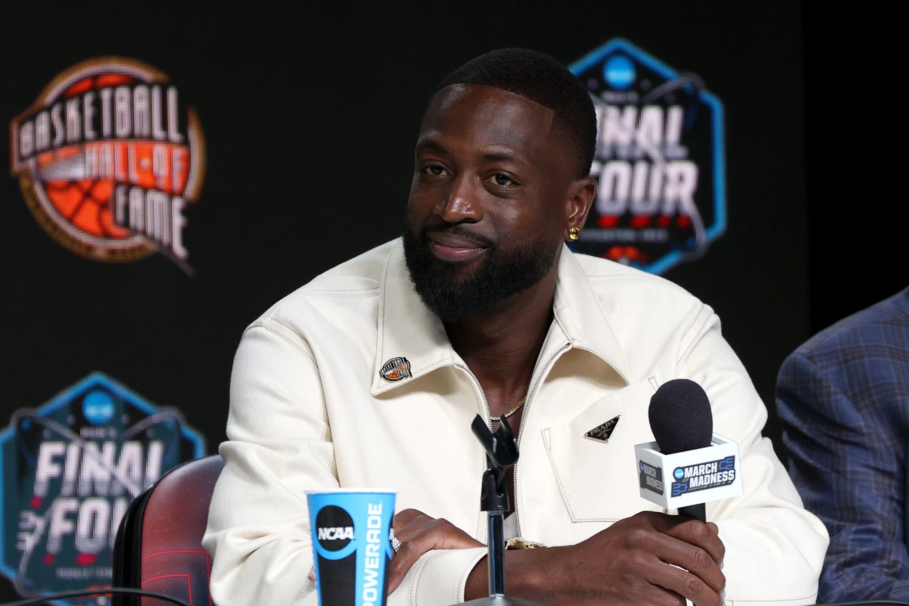 NBA Legend Dwyane Wade Joins Ownership Group of WNBA's Chicago Sky