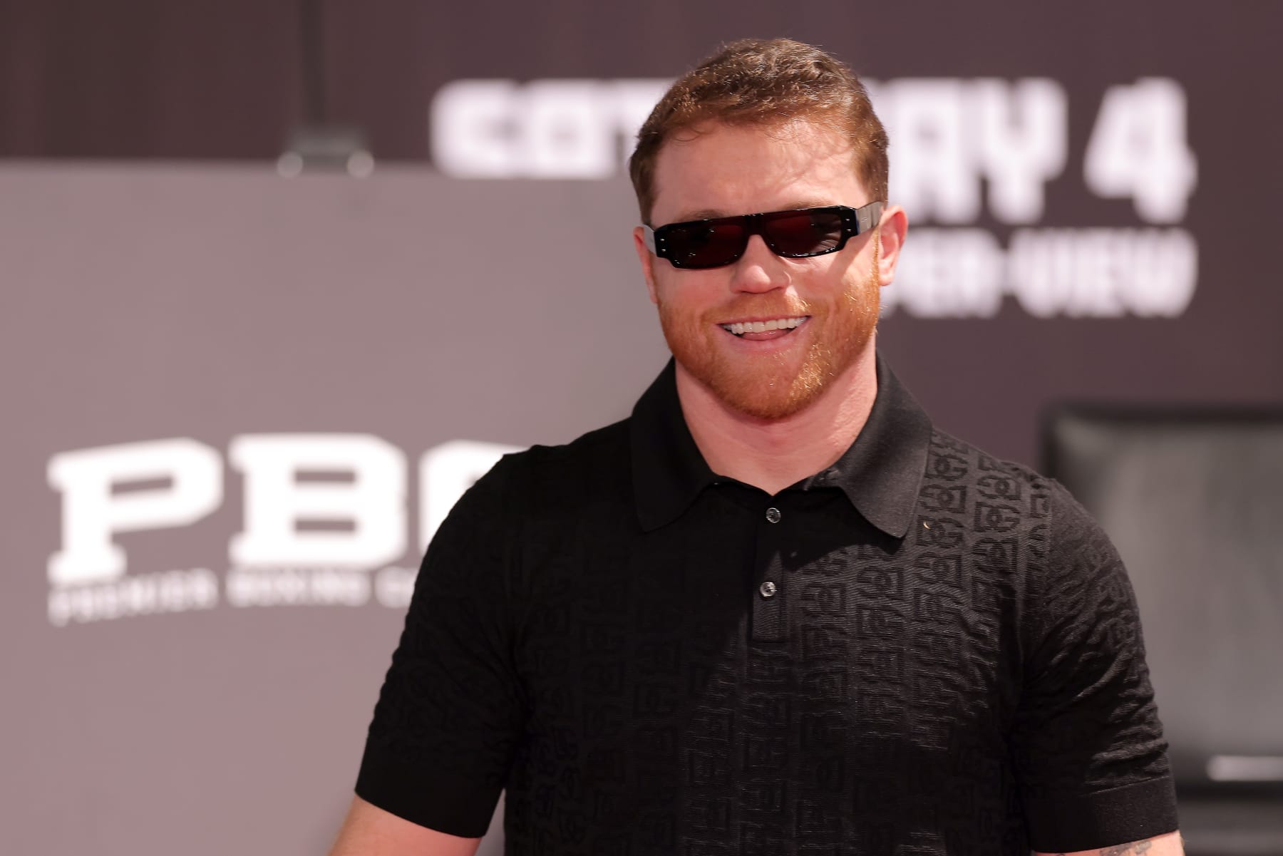 Canelo Álvarez Responds to Mike Tyson, Says He'd Fight David Benavidez ...