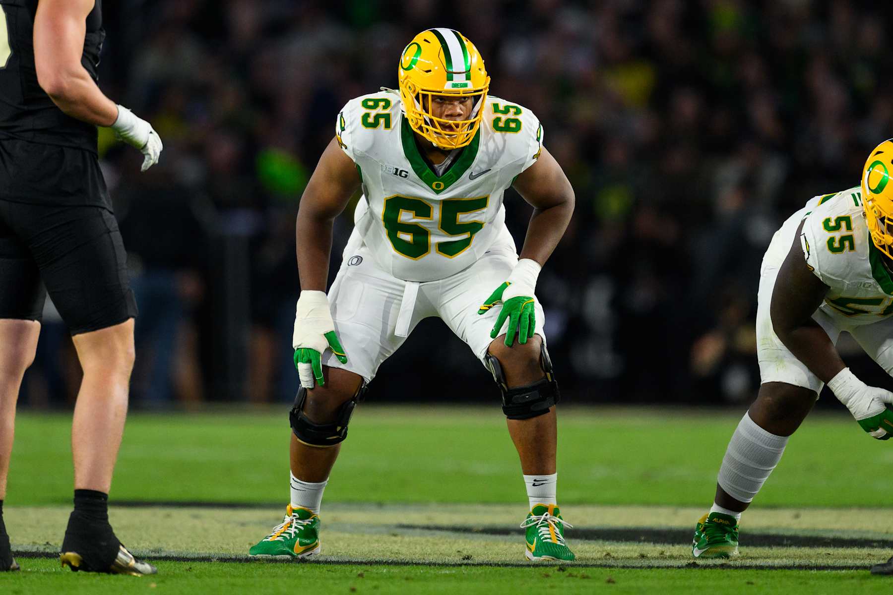 Ajani Cornelius NFL Draft 2025: Scouting Report for Oregon OT | News ...