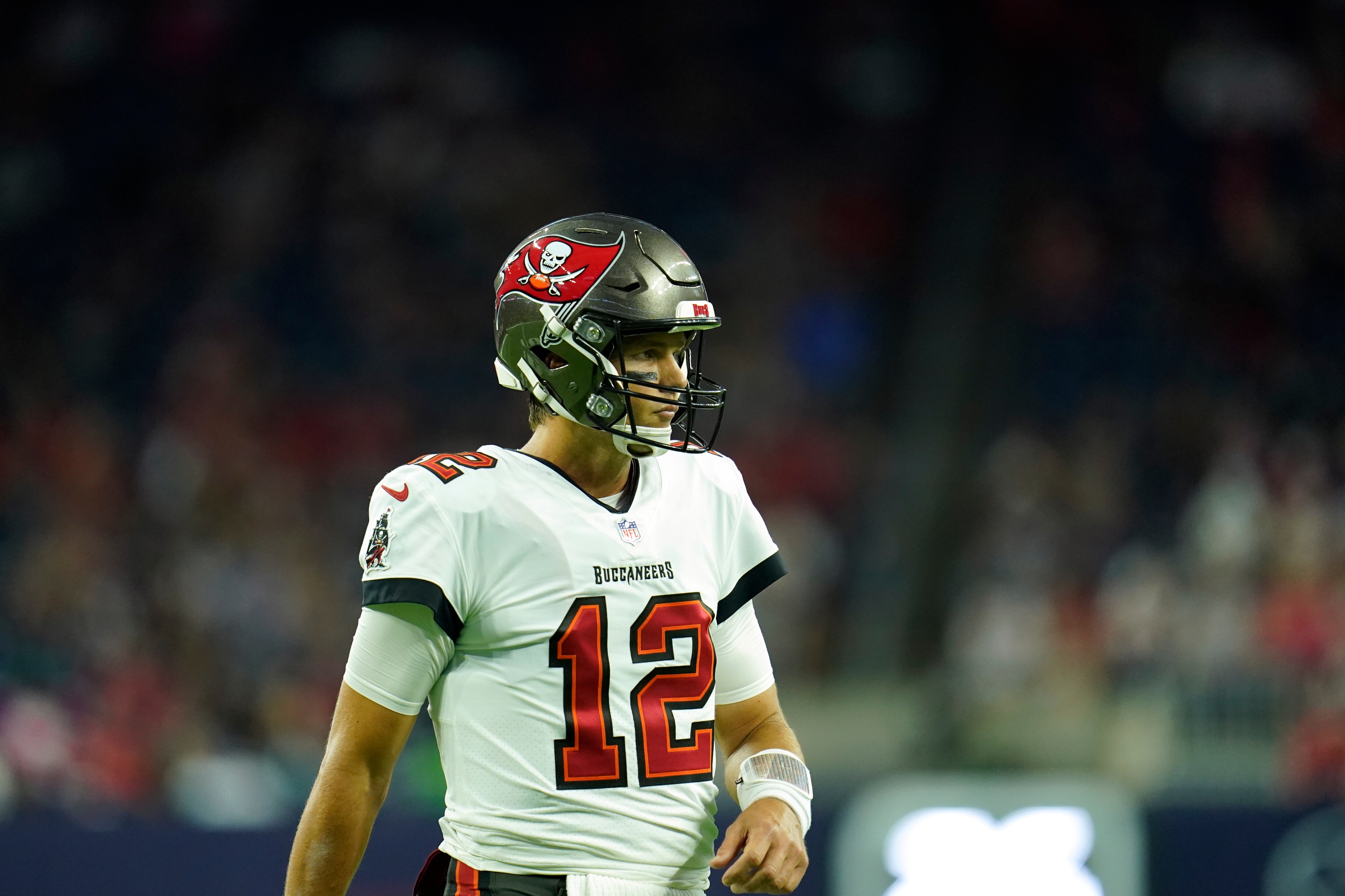Tom Brady Says NFL's Relaxed Jersey-Number Policy Is 'Really Pointless ...