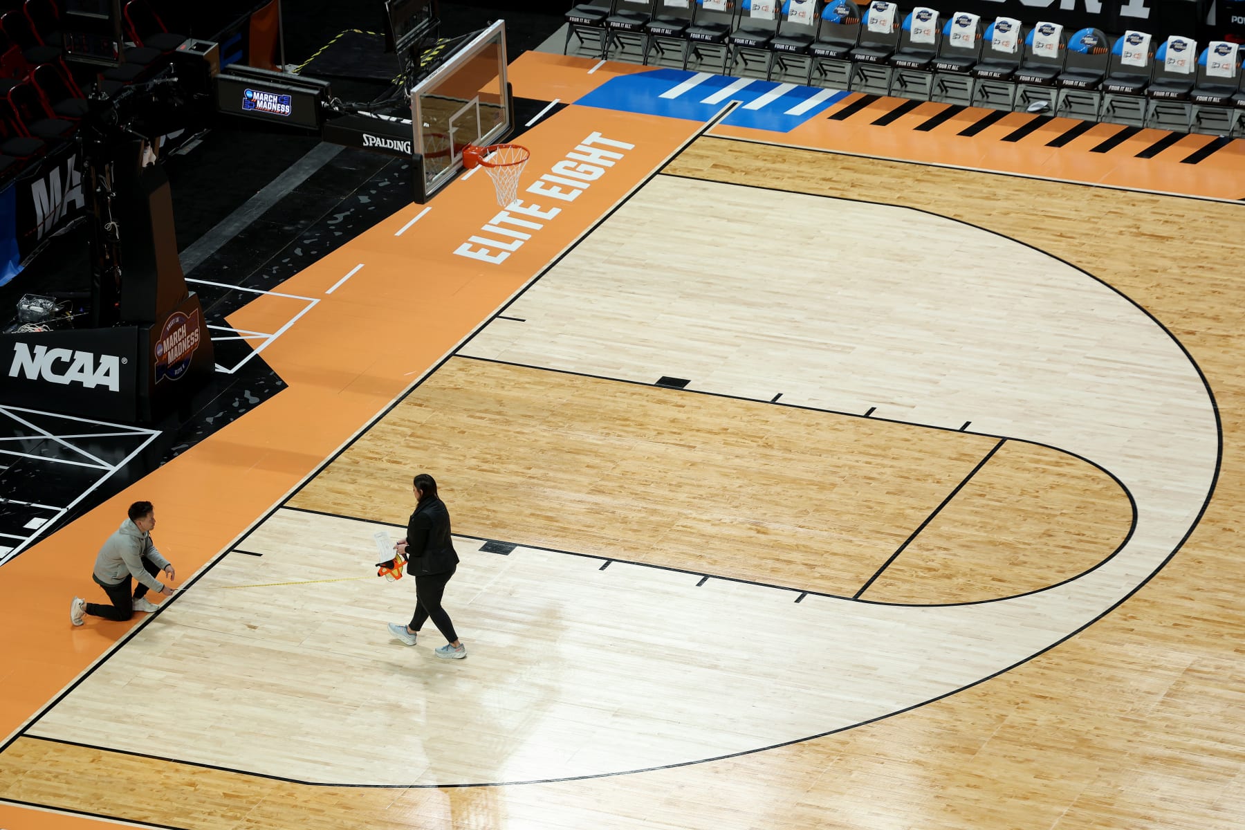 NCAA: 3-Point Line at 2024 WCBB Tournament in Portland Was 9 Inches ...