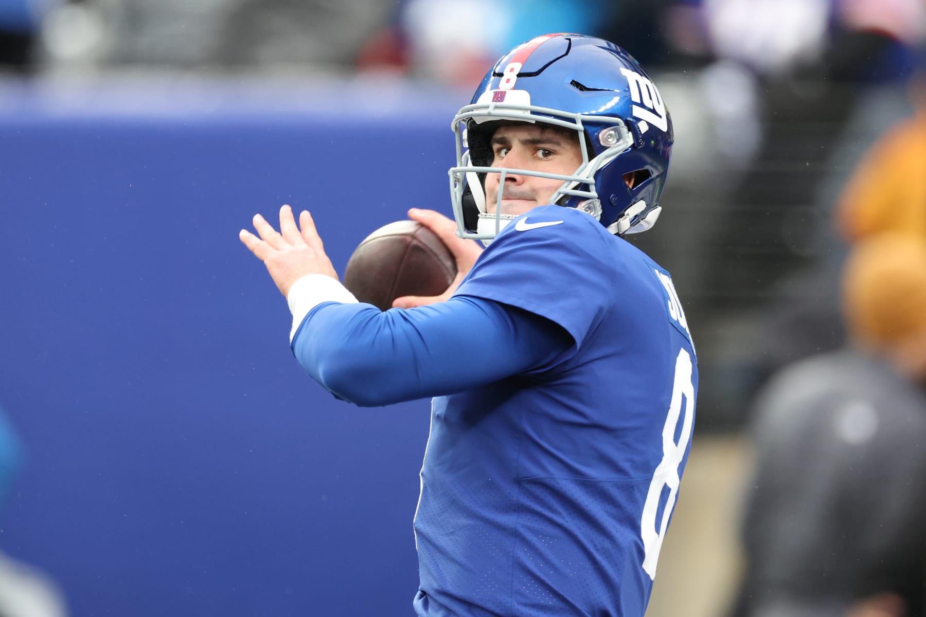 Giants Ripped for 'Wild' Daniel Jones Contract by NFL Exec; 'Better Off ...