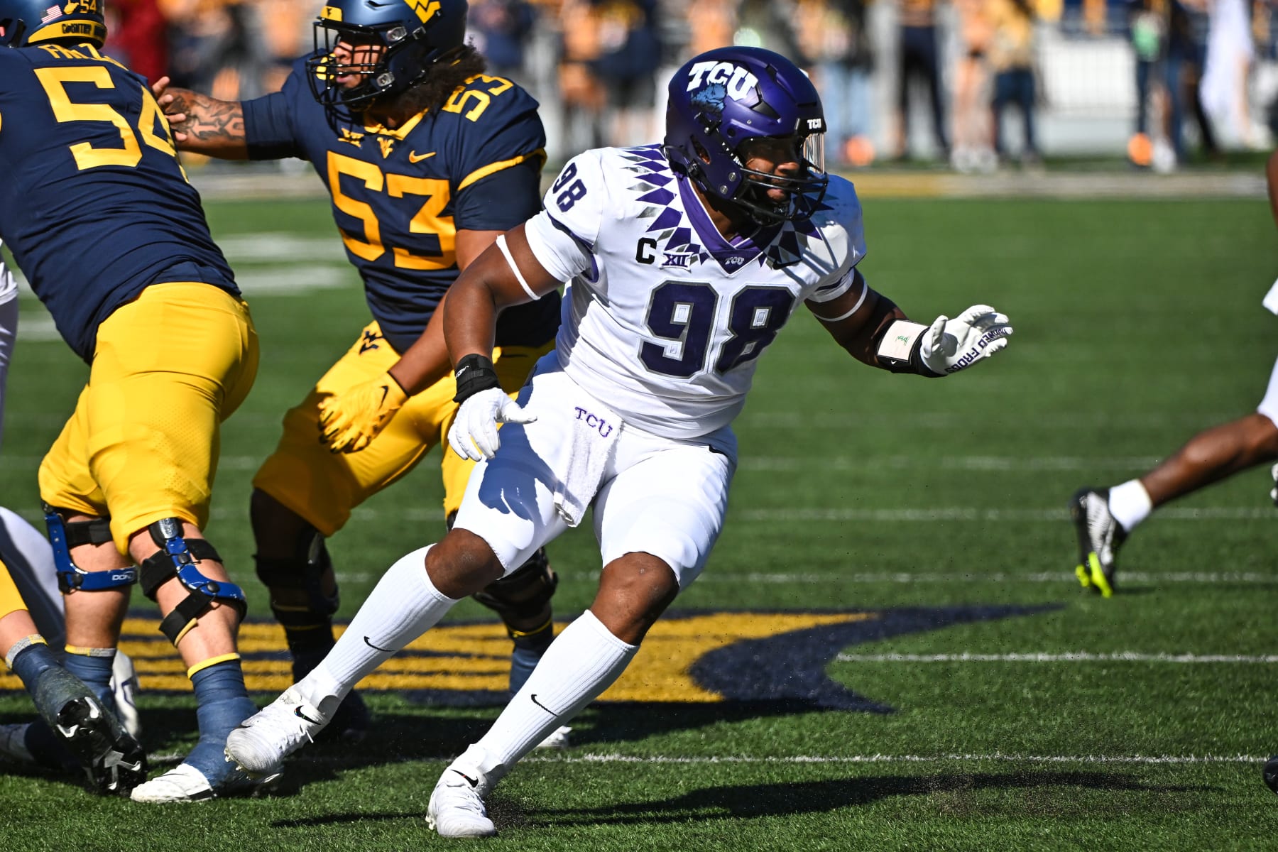 Dylan Horton NFL Draft 2023: Scouting Report for Houston Texans' DL ...