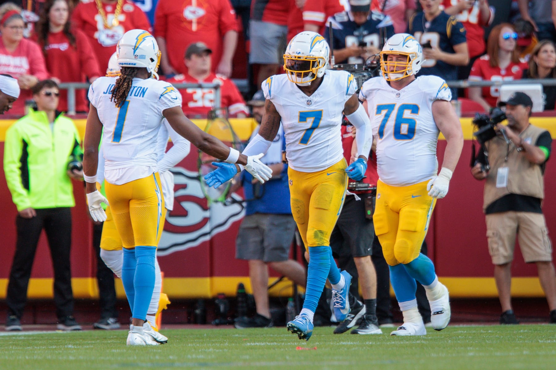 NFL Week 8 2023 Highlights: Live Tracking the Top Plays from Sunday's ...