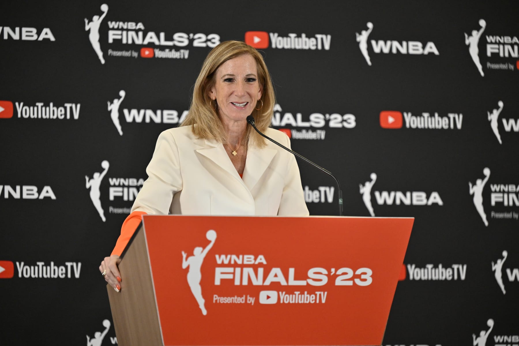 WNBA Commissioner: Expansion to Portland to Be 'Deferred' amid Moda ...