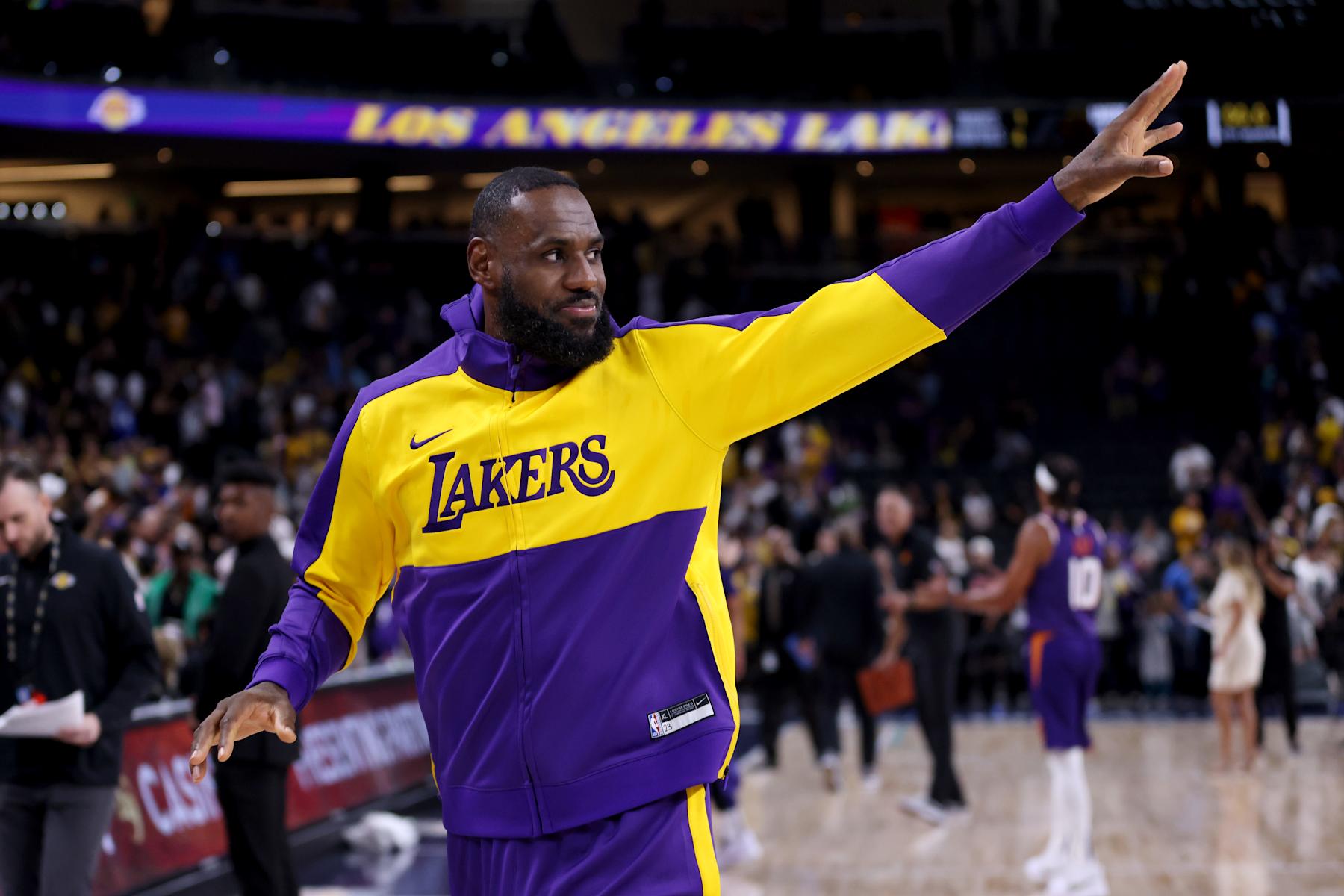 LeBron James Questions Lakers' 2024 NBA Preseason Travel Schedule Ahead ...