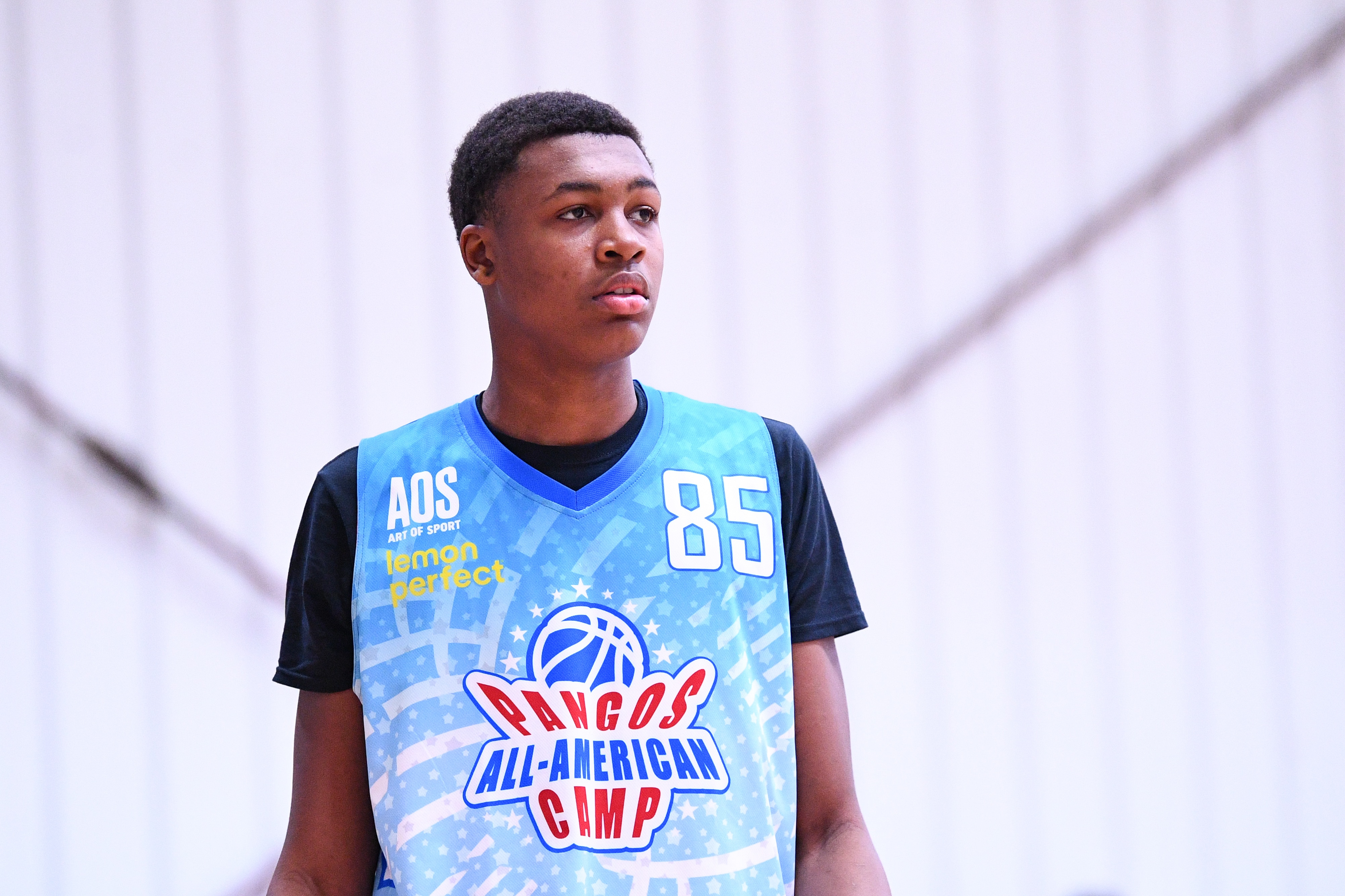 5-Star PF Tyler Smith Skips College, Signs '7-Figure' Overtime Elite ...