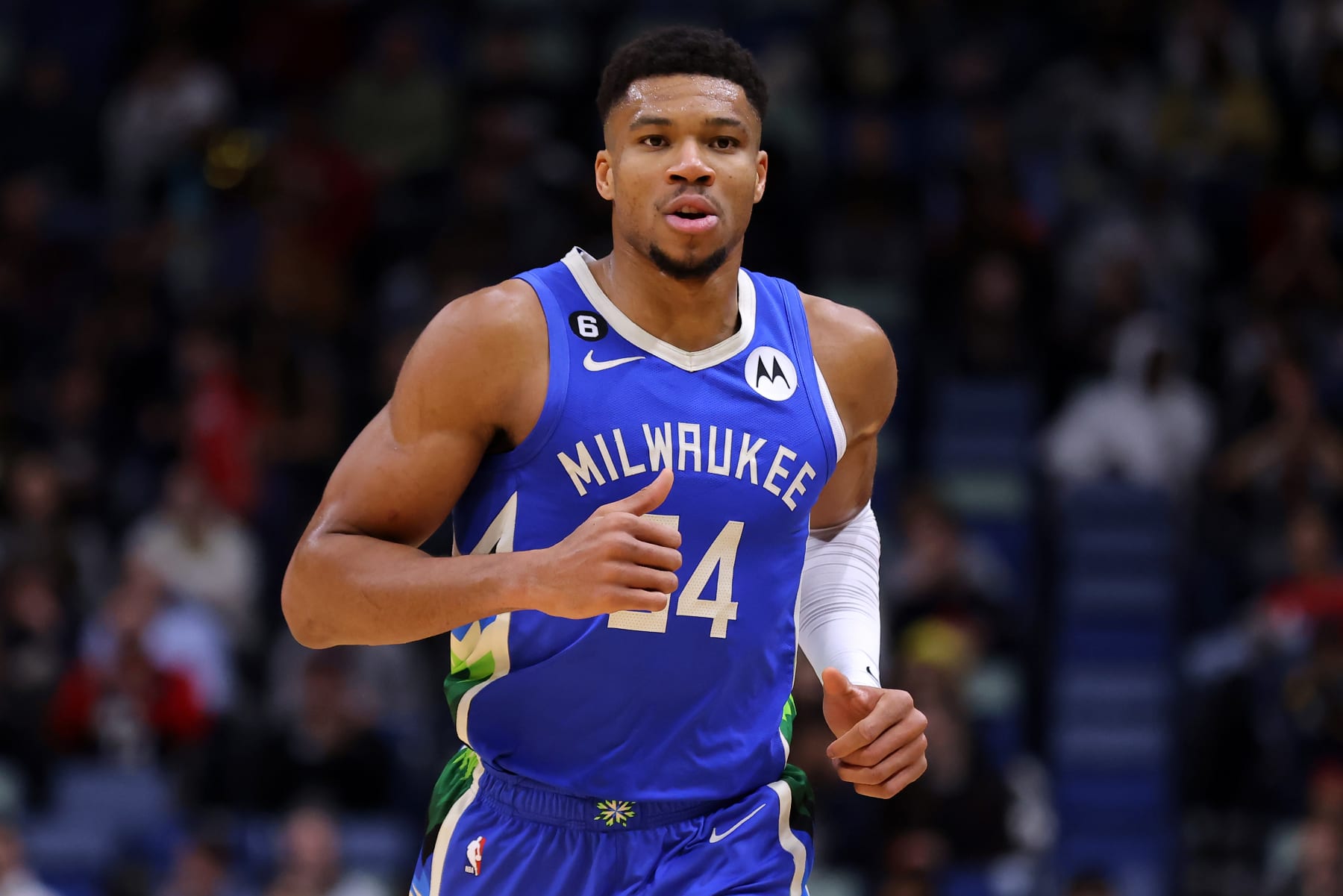 Bucks' Giannis Antetokounmpo Announces New Fortnite Skin in Chapter 4 ...