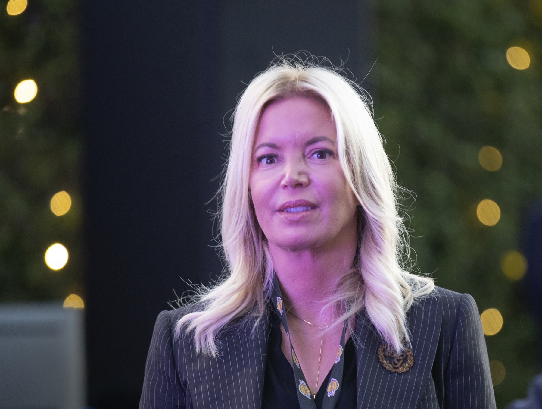 Lakers News: Jeanie Buss Says She Made Final Decision on Anthony Davis ...