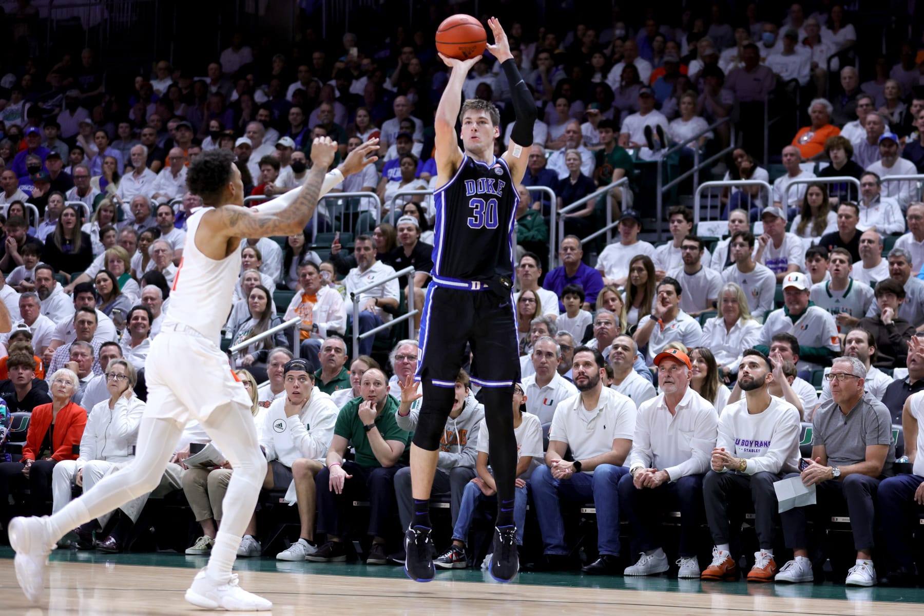 Kyle Filipowski Impresses Twitter as Duke Beats Armando Bacot, North ...