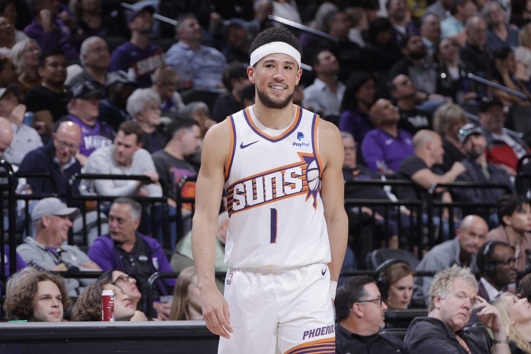 NBA Rumors: Devin Booker Not Eyeing Knicks Trade, Remains Committed to ...