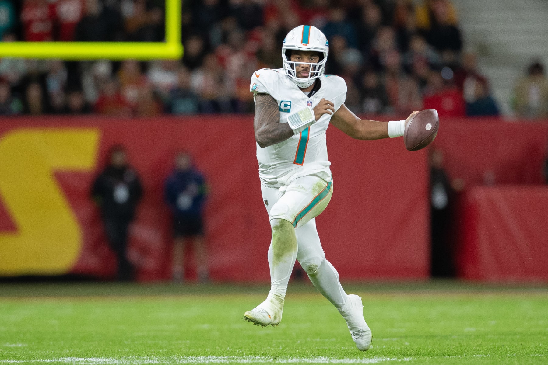 3 Takeaways from Dolphins' Week 9 Loss vs. Chiefs