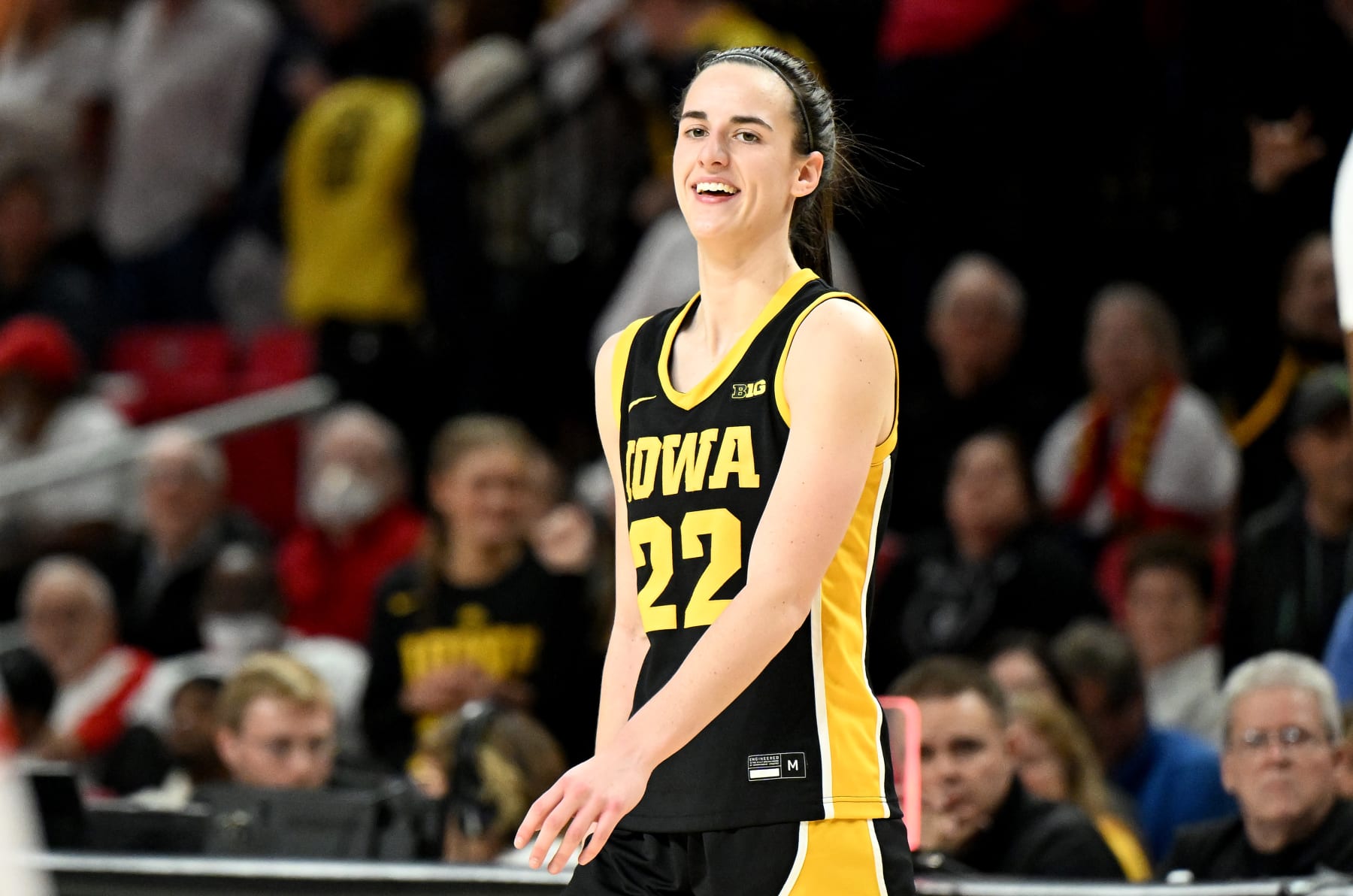 Iowa's Caitlin Clark's Pursuit of WCBB Scoring Record vs. Michigan to ...