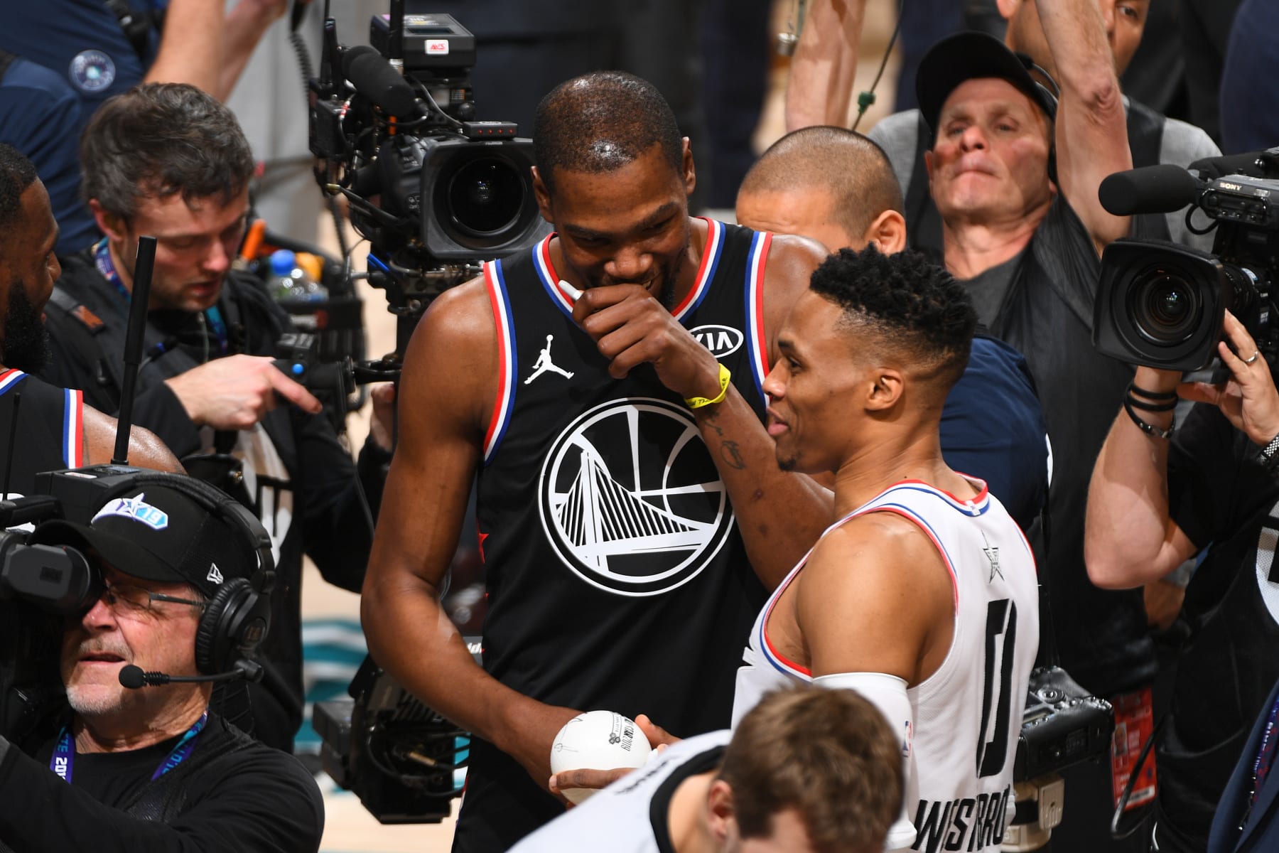 Russell Westbrook: 'There's No Beef' with Kevin Durant Ahead of Clippers-Suns Series | News ...