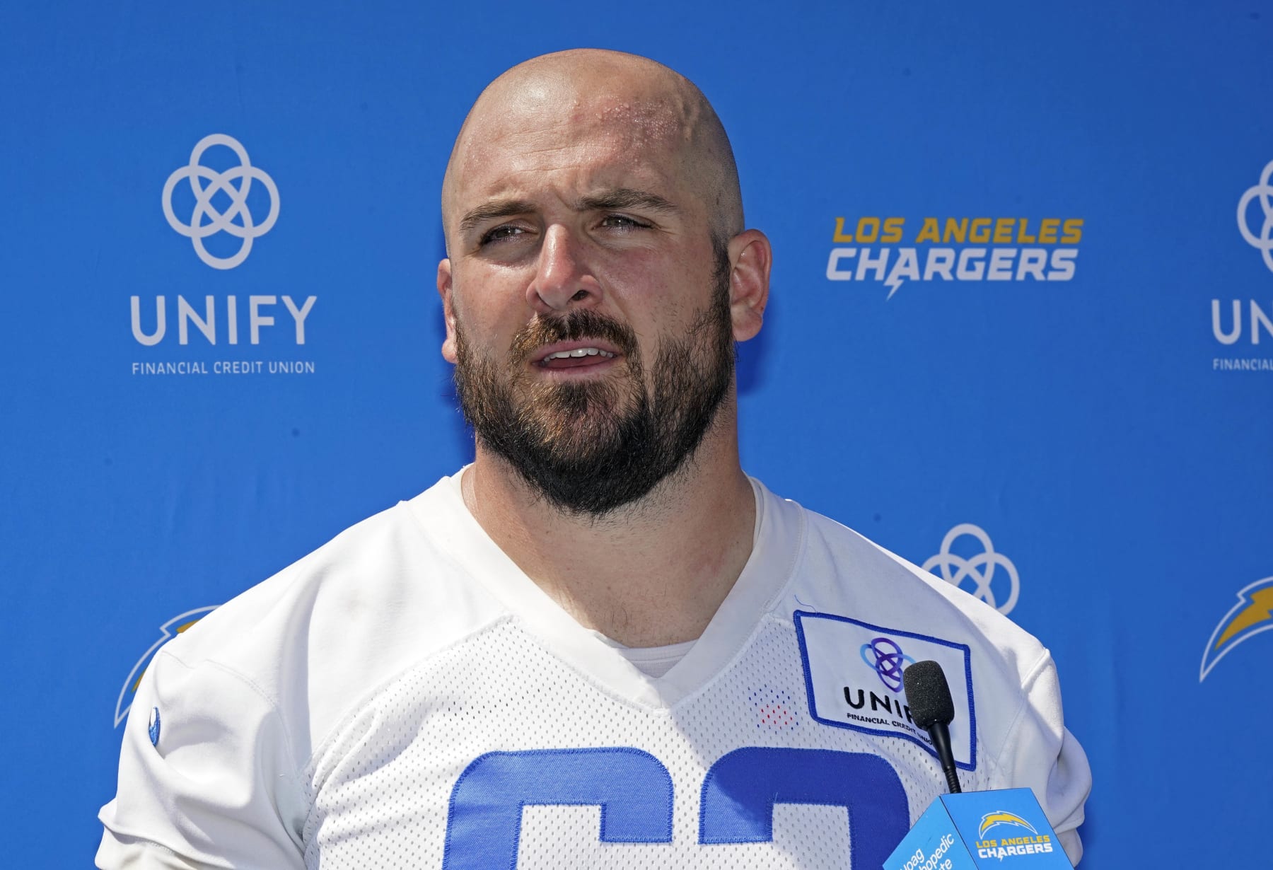 Chargers' Corey Linsley to Be Placed on IR with Non-Emergent Heart ...
