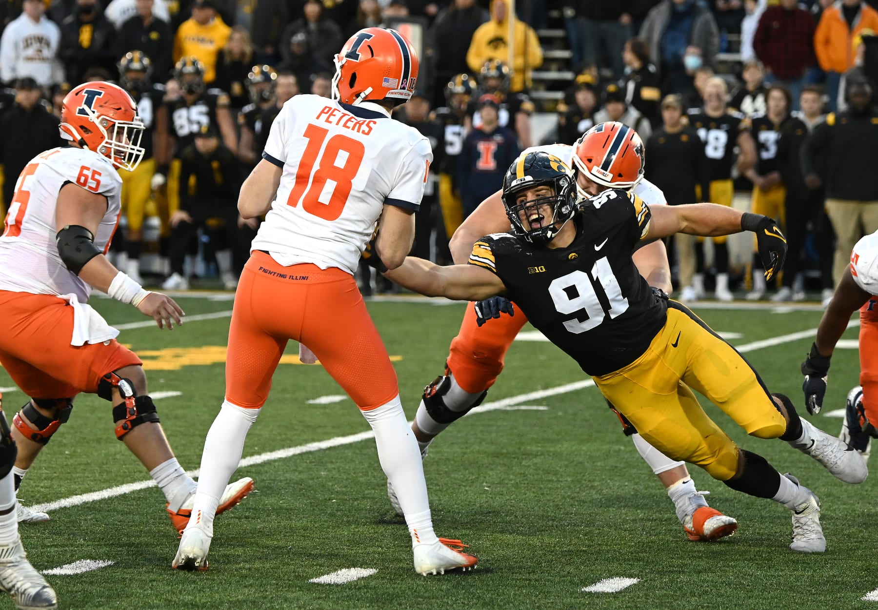 Lukas Van Ness NFL Draft 2023: Scouting Report for Iowa EDGE | News ...