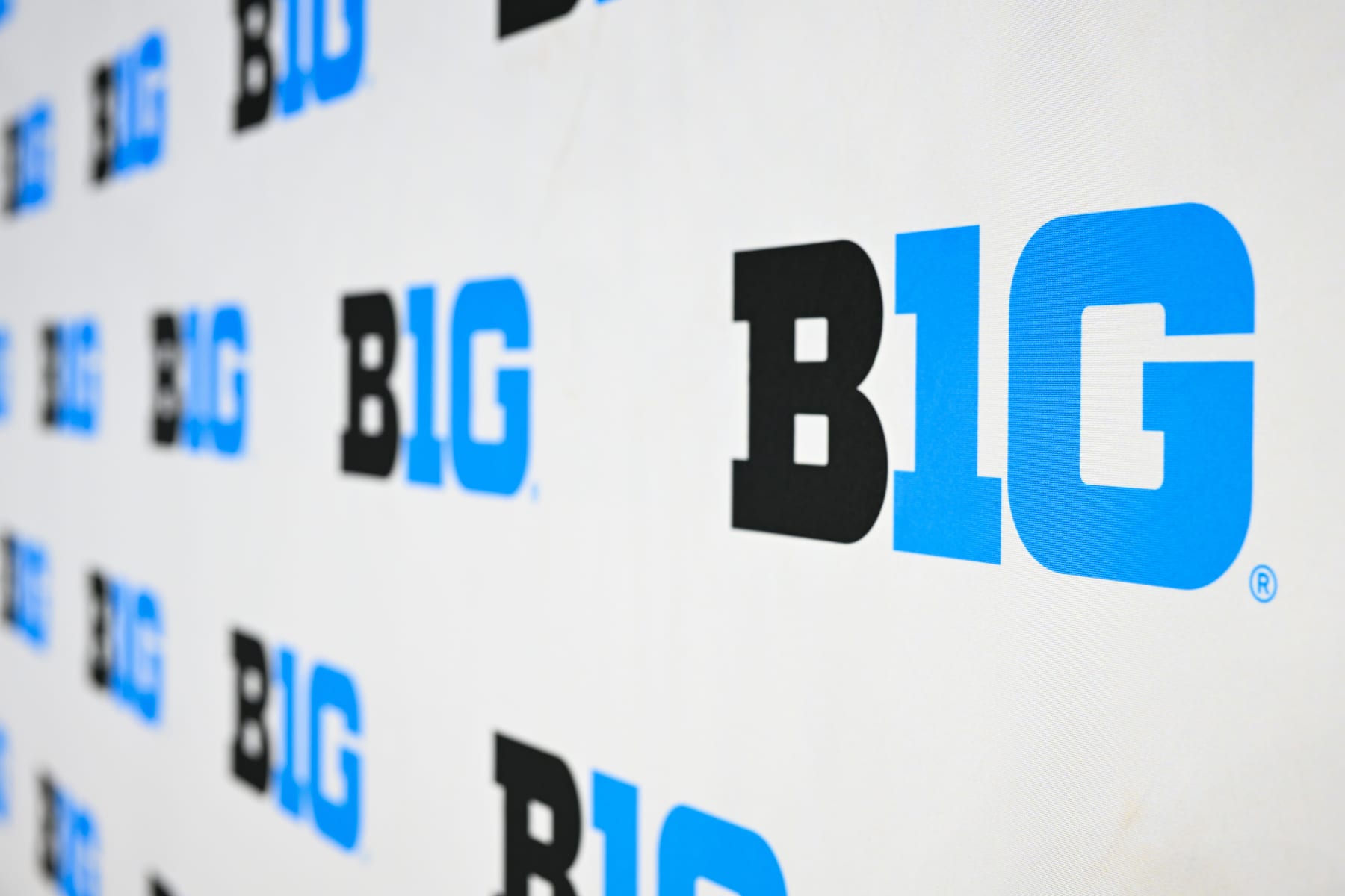 Report: Big Ten Exploring Further Expansion; Oregon, Washington ...