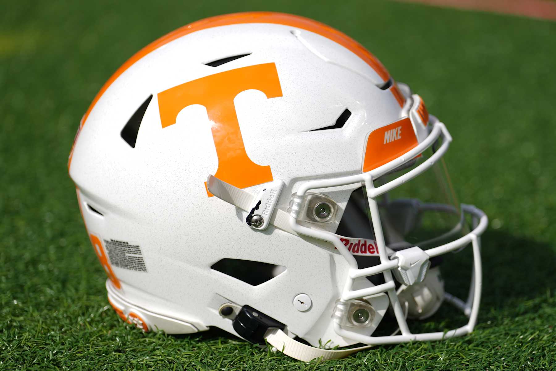 5-Star OT David Sanders Jr. Commits to Tennessee; No. 2 Player in Class ...