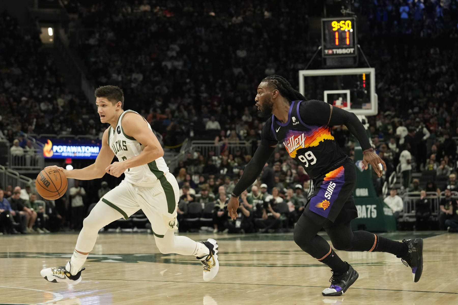 5 Panic Trades NBA Fans Already Want to See