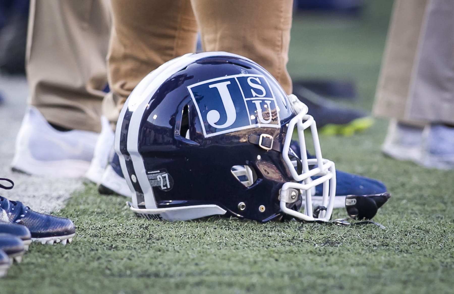 Video: Jackson State Kicker Leilani Armenta is 1st Woman to Score in ...