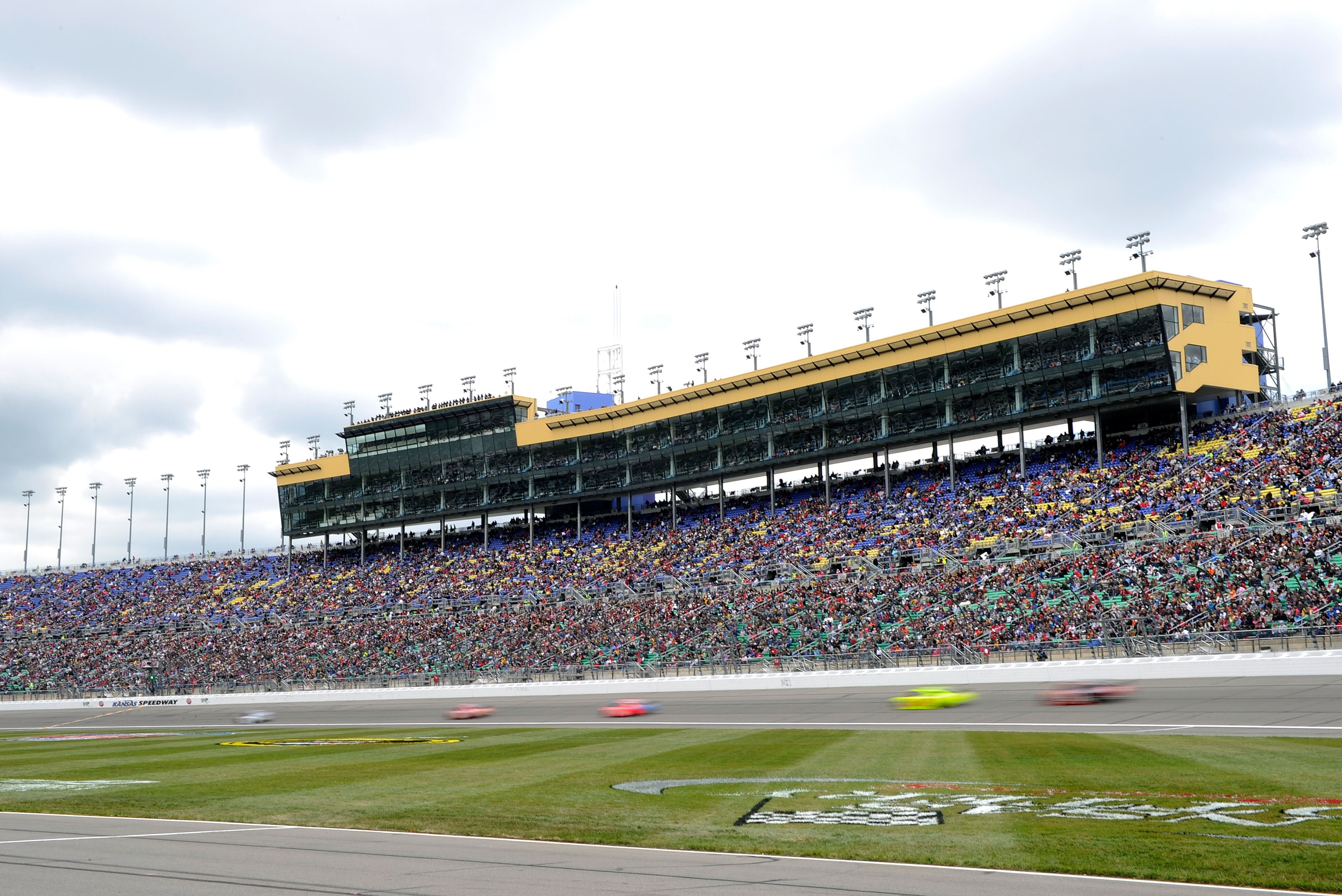 Why NASCAR Needs to Improve the Fan Experience at Tracks | News, Scores ...