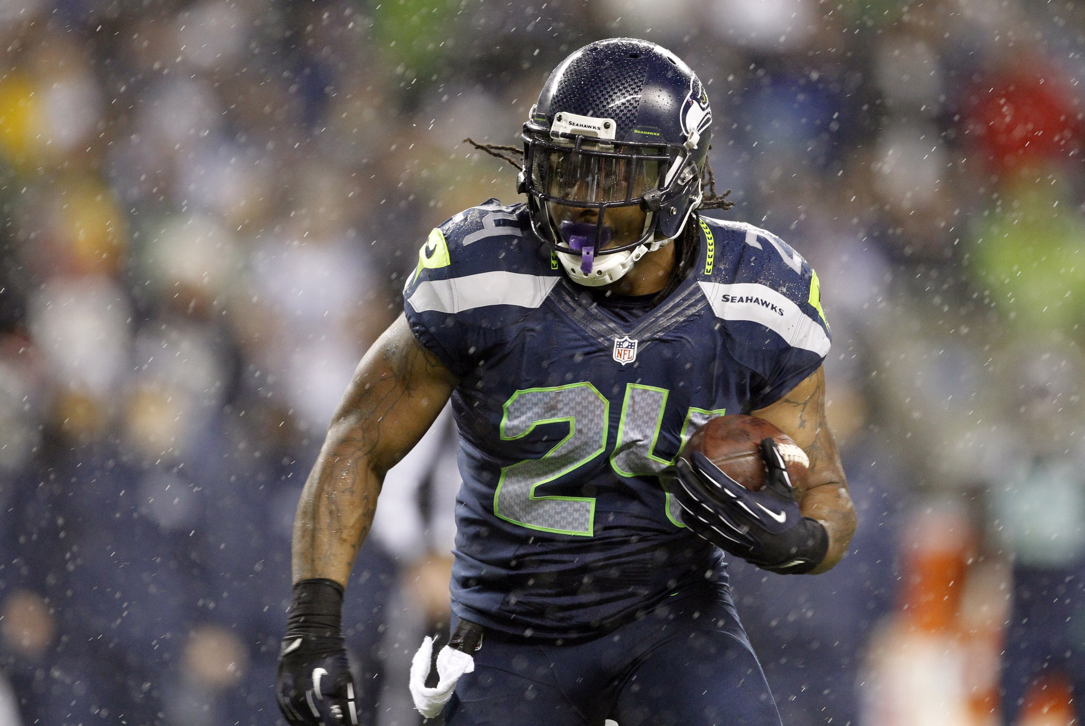 How Marshawn Lynch Evolved into an Elite NFL Running Back | News ...