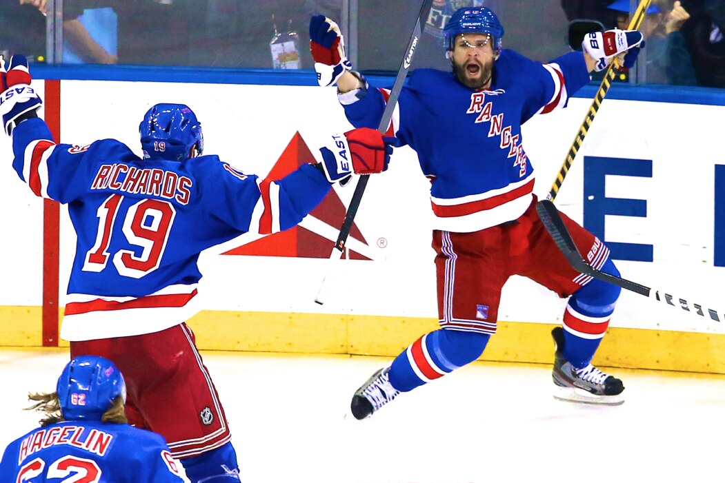 Marty St. Louis Does What He Was Brought in to Do in Rangers' Game 4 ...