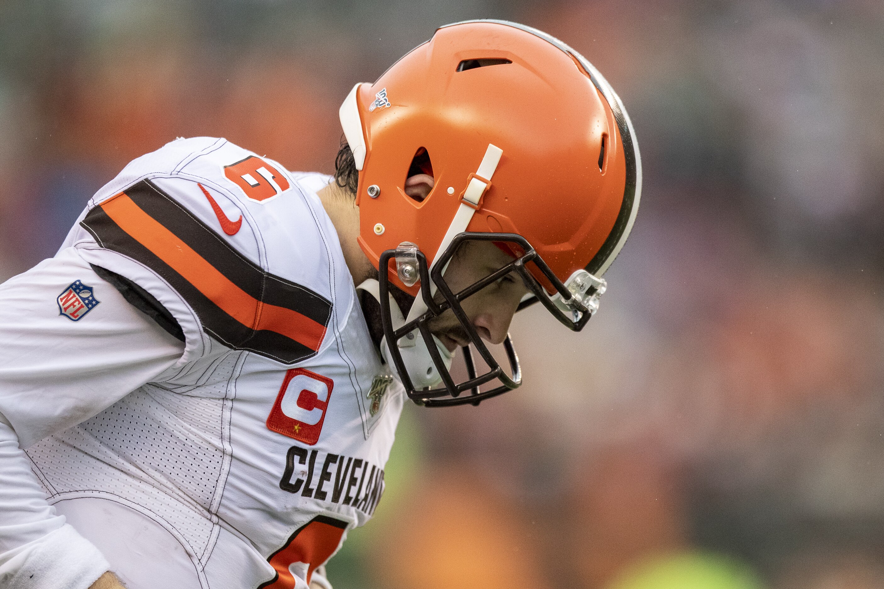 Video: Browns' Baker Mayfield Tells Taunting Fan to 'Tell Me That to My ...